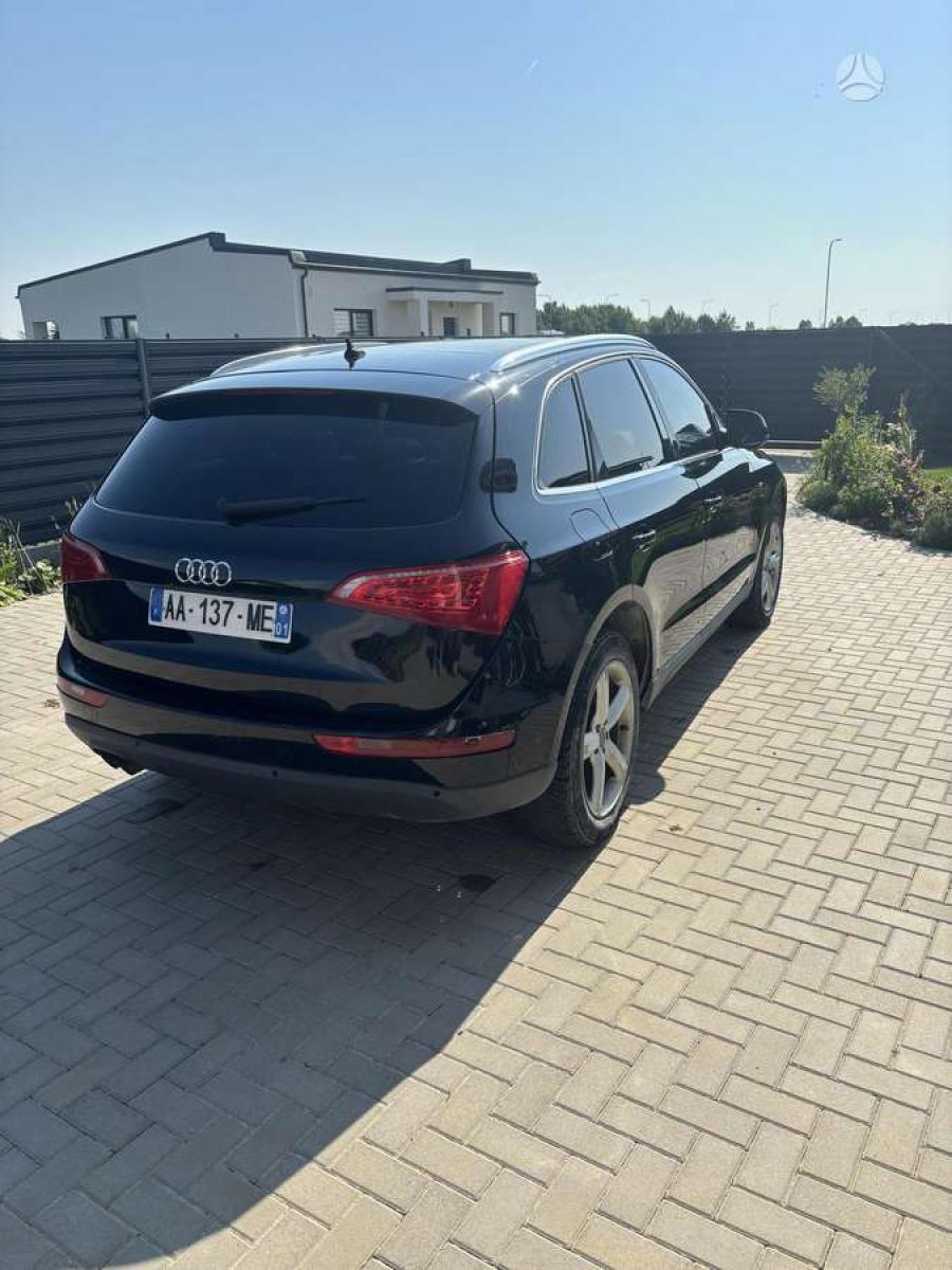 Melns Audi Q5 2009 Klaipėda, ar dzinēja tilpumu 1.97 L un nobraukumu 212 tūkst. km par 8000 €, foto 16 vietnē AUTOMOTO.COM.LV