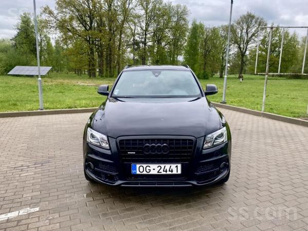 Black Audi Q5 2009 in Riga, with an engine capacity of 3.00 L and mileage of 245 thousand km for 8000 €, photo 1 on AUTOMOTO.COM.LV