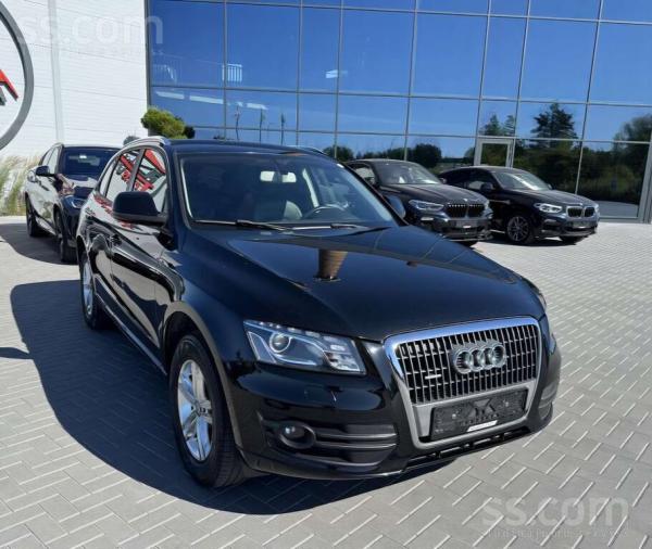 Black Audi Q5 2009 in Telschi, with an engine capacity of 2.00 L and mileage of 213 thousand km for 8990 €, photo 1 on AUTOMOTO.COM.LV