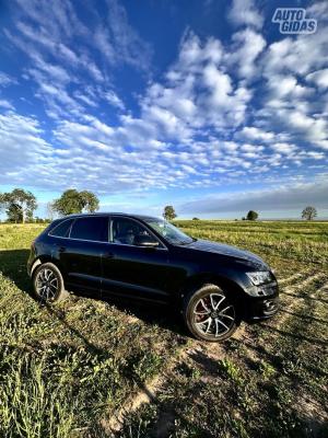Melns Audi Q5 2009 Šauļi, ar dzinēja tilpumu 2.00 L un nobraukumu 281 tūkst. km par 7500 €, foto 5 vietnē AUTOMOTO.COM.LV