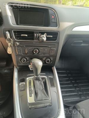 Melns Audi Q5 2009 Tukums, ar dzinēja tilpumu 2.00 L un nobraukumu 333 tūkst. km par 10100 €, foto 8 vietnē AUTOMOTO.COM.LV