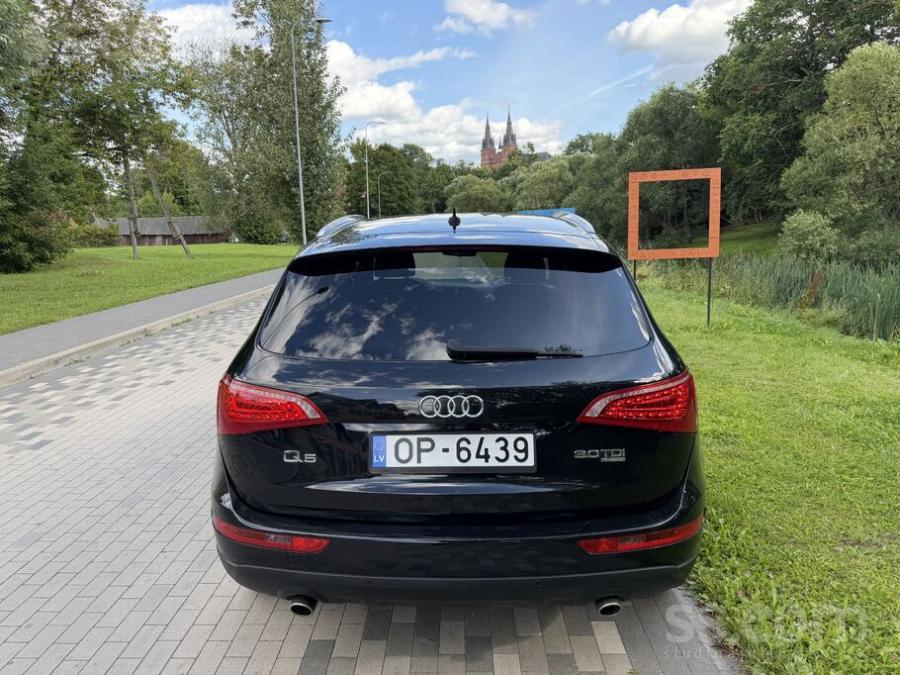 Melns Audi Q5 2009 Rēzekne, ar dzinēja tilpumu 3.00 L un nobraukumu 0 tūkst. km par 8950 €, foto 11 vietnē AUTOMOTO.COM.LV