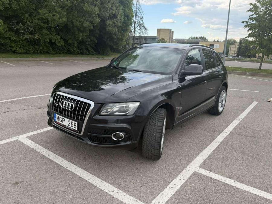 Melns Audi Q5 2009 Alīta, ar dzinēja tilpumu 2.97 L un nobraukumu 272 tūkst. km par 9000 €, foto 1 vietnē AUTOMOTO.COM.LV