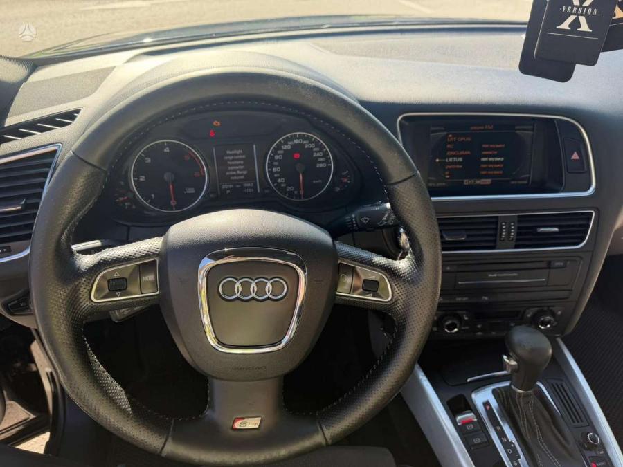 Melns Audi Q5 2009 Alīta, ar dzinēja tilpumu 2.97 L un nobraukumu 272 tūkst. km par 9000 €, foto 11 vietnē AUTOMOTO.COM.LV