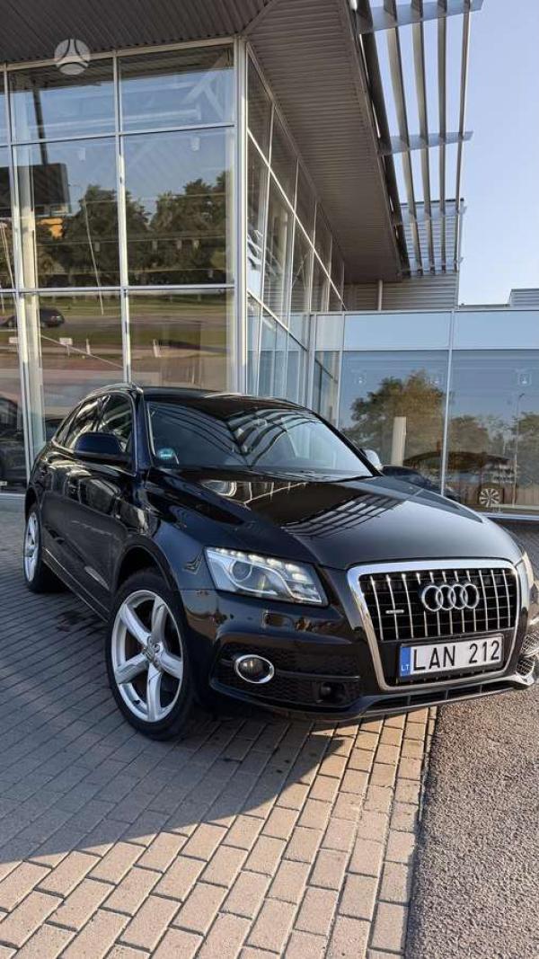 Melns Audi Q5 2009 Šauļi, ar dzinēja tilpumu 2.97 L un nobraukumu 334 tūkst. km par 7900 €, foto 4 vietnē AUTOMOTO.COM.LV