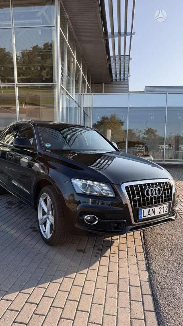 Melns Audi Q5 2009 Šauļi, ar dzinēja tilpumu 2.97 L un nobraukumu 334 tūkst. km par 7900 €, foto 9 vietnē AUTOMOTO.COM.LV