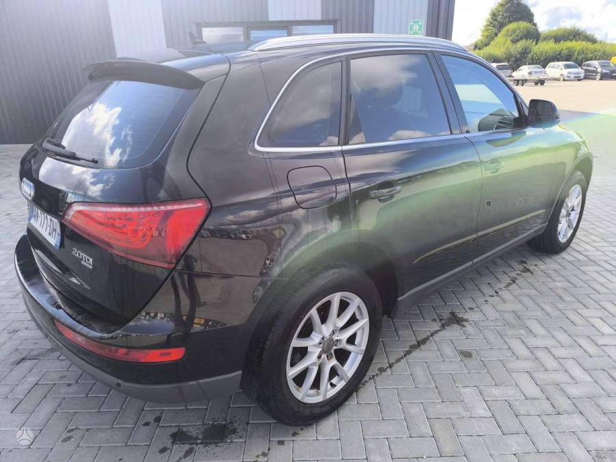 Melns Audi Q5 2009 Tauragė, ar dzinēja tilpumu 1.97 L un nobraukumu 226 tūkst. km par 7900 €, foto 5 vietnē AUTOMOTO.COM.LV