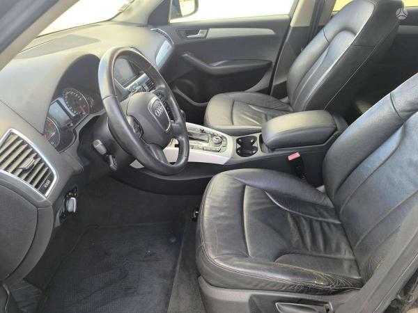Melns Audi Q5 2009 Tauragė, ar dzinēja tilpumu 1.97 L un nobraukumu 226 tūkst. km par 7900 €, foto 11 vietnē AUTOMOTO.COM.LV