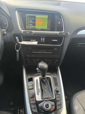 Melns Audi Q5 2009 Tauragė, ar dzinēja tilpumu 1.97 L un nobraukumu 226 tūkst. km par 7900 €, foto 14 vietnē AUTOMOTO.COM.LV