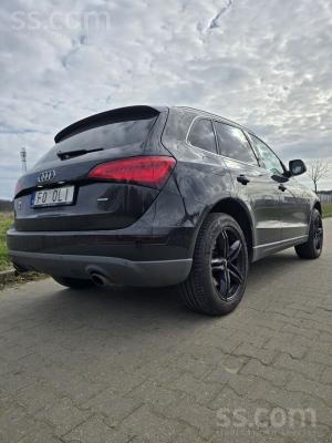 Black Audi Q5 2009 in Riga, with an engine capacity of 3.00 L and mileage of 365 thousand km for 8200 €, photo  on AUTOMOTO.COM.LV