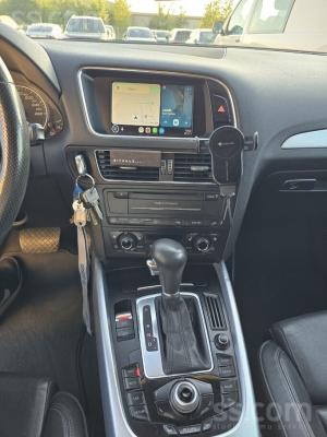 Black Audi Q5 2009 in Riga, with an engine capacity of 3.00 L and mileage of 365 thousand km for 8200 €, photo 7 on AUTOMOTO.COM.LV