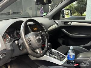 Melns Audi Q5 2009 Kauņa, ar dzinēja tilpumu 2.00 L un nobraukumu 300 tūkst. km par 6000 €, foto 13 vietnē AUTOMOTO.COM.LV
