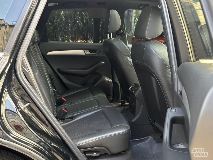 Melns Audi Q5 2009 Kauņa, ar dzinēja tilpumu 2.00 L un nobraukumu 300 tūkst. km par 6000 €, foto 20 vietnē AUTOMOTO.COM.LV