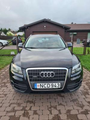 Black Audi Q5 2009 in Kaisiadorys, with an engine capacity of 1.97 L and mileage of 365 thousand km for 6250 €, photo 4 on AUTOMOTO.COM.LV