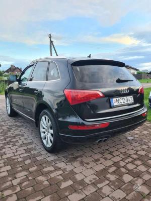 Black Audi Q5 2009 in Kaisiadorys, with an engine capacity of 1.97 L and mileage of 365 thousand km for 6250 €, photo 6 on AUTOMOTO.COM.LV