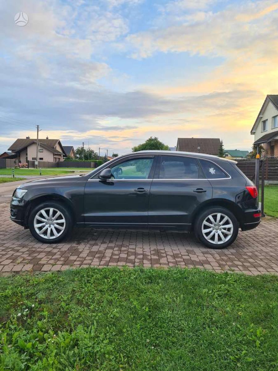 Black Audi Q5 2009 in Kaisiadorys, with an engine capacity of 1.97 L and mileage of 365 thousand km for 6250 €, photo 9 on AUTOMOTO.COM.LV