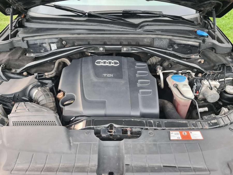 Black Audi Q5 2009 in Kaisiadorys, with an engine capacity of 1.97 L and mileage of 365 thousand km for 6250 €, photo 21 on AUTOMOTO.COM.LV