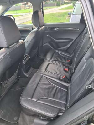 Melns Audi Q5 2009 Kaišiadorys, ar dzinēja tilpumu 1.97 L un nobraukumu 365 tūkst. km par 6100 €, foto 18 vietnē AUTOMOTO.COM.LV
