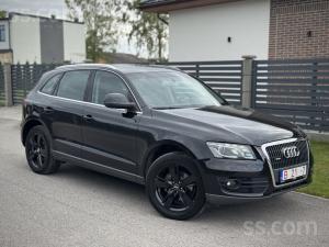 Black Audi Q5 2009 in Jelgava, with an engine capacity of 2.00 L and mileage of 279 thousand km for 7700 €, photo 7 on AUTOMOTO.COM.LV