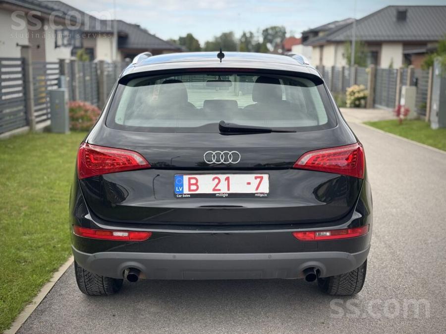 Black Audi Q5 2009 in Jelgava, with an engine capacity of 2.00 L and mileage of 279 thousand km for 7700 €, photo 10 on AUTOMOTO.COM.LV