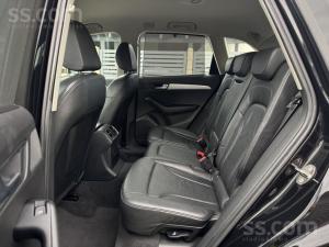 Black Audi Q5 2009 in Jelgava, with an engine capacity of 2.00 L and mileage of 279 thousand km for 7700 €, photo 12 on AUTOMOTO.COM.LV