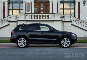 Black Audi Q5 2009 in Jelgava, with an engine capacity of 3.00 L and mileage of 246 thousand km for 9690 €, photo 6 on AUTOMOTO.COM.LV