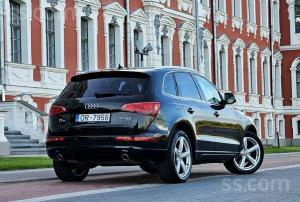 Black Audi Q5 2009 in Jelgava, with an engine capacity of 3.00 L and mileage of 246 thousand km for 9690 €, photo 9 on AUTOMOTO.COM.LV