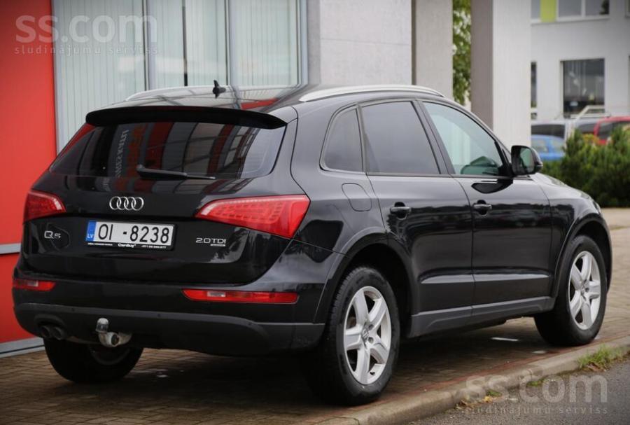 Melns Audi Q5 2009 Rīga, ar dzinēja tilpumu 2.00 L un nobraukumu 334 tūkst. km par 7495 €, foto 7 vietnē AUTOMOTO.COM.LV