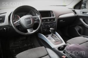 Melns Audi Q5 2009 Rīga, ar dzinēja tilpumu 2.00 L un nobraukumu 334 tūkst. km par 7495 €, foto 9 vietnē AUTOMOTO.COM.LV
