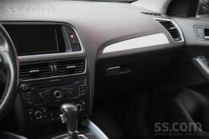 Melns Audi Q5 2009 Rīga, ar dzinēja tilpumu 2.00 L un nobraukumu 334 tūkst. km par 7495 €, foto 10 vietnē AUTOMOTO.COM.LV