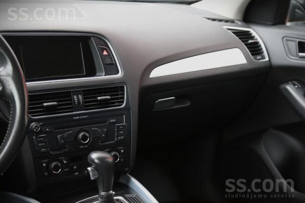 Черный Ауди Ку 5 2009 в Рига, объемом двигателя 2.00 л и пробегом 334 тыс. км за 7495 €, фото 10 на AUTOMOTO.COM.LV