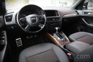 Black Audi Q5 2009 in Riga, with an engine capacity of 2.00 L and mileage of 230 thousand km for 6995 €, photo 8 on AUTOMOTO.COM.LV