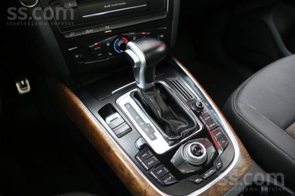 Melns Audi Q5 2009 Rīga, ar dzinēja tilpumu 2.00 L un nobraukumu 230 tūkst. km par 6995 €, foto 10 vietnē AUTOMOTO.COM.LV