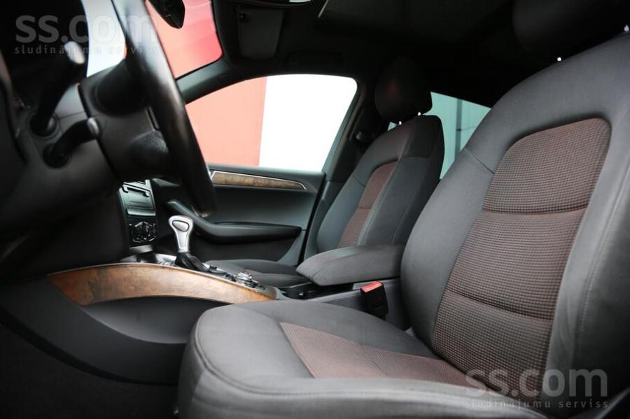 Black Audi Q5 2009 in Riga, with an engine capacity of 2.00 L and mileage of 230 thousand km for 6995 €, photo 14 on AUTOMOTO.COM.LV
