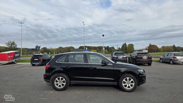 Black Audi Q5 2009 in Kaunas, with an engine capacity of 2.00 L and mileage of 320 thousand km for 6650 €, photo 4 on AUTOMOTO.COM.LV