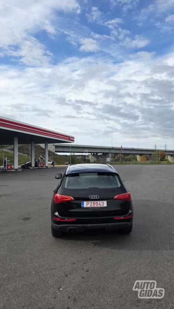 Black Audi Q5 2009 in Kaunas, with an engine capacity of 2.00 L and mileage of 320 thousand km for 6650 €, photo 6 on AUTOMOTO.COM.LV