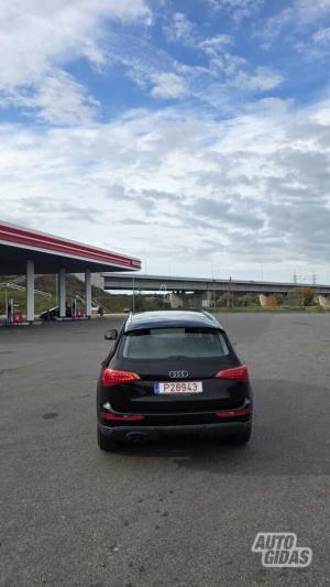 Black Audi Q5 2009 in Kaunas, with an engine capacity of 2.00 L and mileage of 320 thousand km for 6650 €, photo 6 on AUTOMOTO.COM.LV