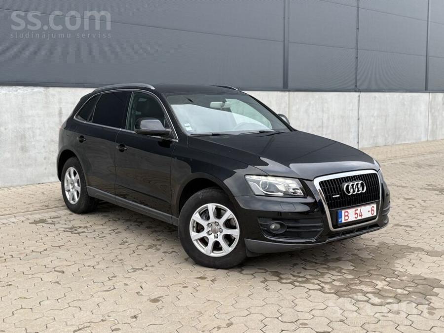 Melns Audi Q5 2010 Rīga, ar dzinēja tilpumu 3.00 L un nobraukumu 299 tūkst. km par 9900 €, foto 2 vietnē AUTOMOTO.COM.LV