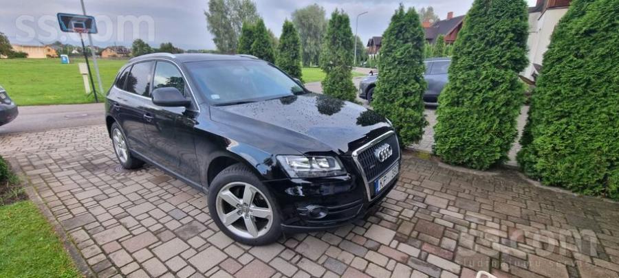 Black Audi Q5 2010 in Jelgava, with an engine capacity of 2.00 L and mileage of 324 thousand km for 11500 €, photo 2 on AUTOMOTO.COM.LV