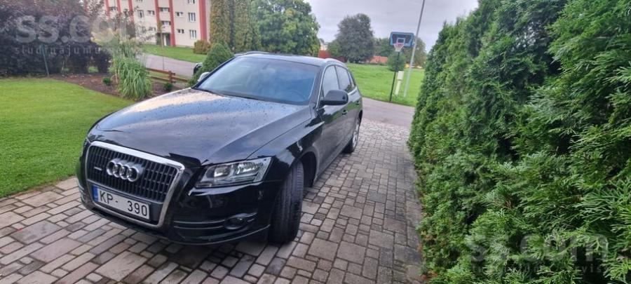 Black Audi Q5 2010 in Jelgava, with an engine capacity of 2.00 L and mileage of 324 thousand km for 11500 €, photo 3 on AUTOMOTO.COM.LV