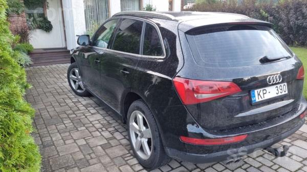 Melns Audi Q5 2010 Jelgava, ar dzinēja tilpumu 2.00 L un nobraukumu 324 tūkst. km par 11500 €, foto 5 vietnē AUTOMOTO.COM.LV