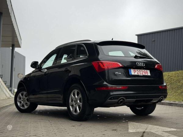 Black Audi Q5 2010 in Vilnius, with an engine capacity of 2.97 L and mileage of 244 thousand km for 9600 €, photo 6 on AUTOMOTO.COM.LV