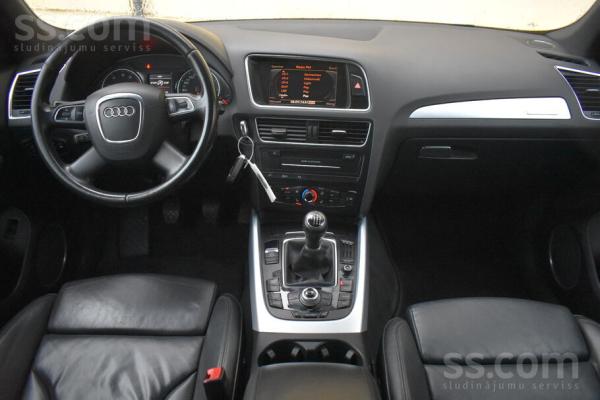 Melns Audi Q5 2010 Talsi, ar dzinēja tilpumu 2.00 L un nobraukumu 176 tūkst. km par 9500 €, foto 5 vietnē AUTOMOTO.COM.LV