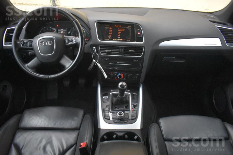 Melns Audi Q5 2010 Talsi, ar dzinēja tilpumu 2.00 L un nobraukumu 176 tūkst. km par 9500 €, foto 5 vietnē AUTOMOTO.COM.LV