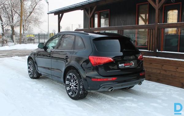 Black Audi Q5 2010 in Riga, with an engine capacity of 3.00 L and mileage of 264 thousand km for 11900 €, photo 3 on AUTOMOTO.COM.LV