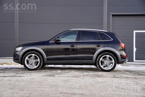 Black Audi Q5 2010 in Riga, with an engine capacity of 3.00 L and mileage of 317 thousand km for 10990 €, photo 6 on AUTOMOTO.COM.LV