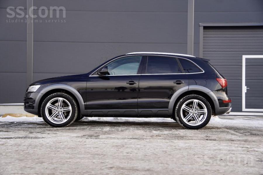 Black Audi Q5 2010 in Riga, with an engine capacity of 3.00 L and mileage of 317 thousand km for 10990 €, photo 6 on AUTOMOTO.COM.LV