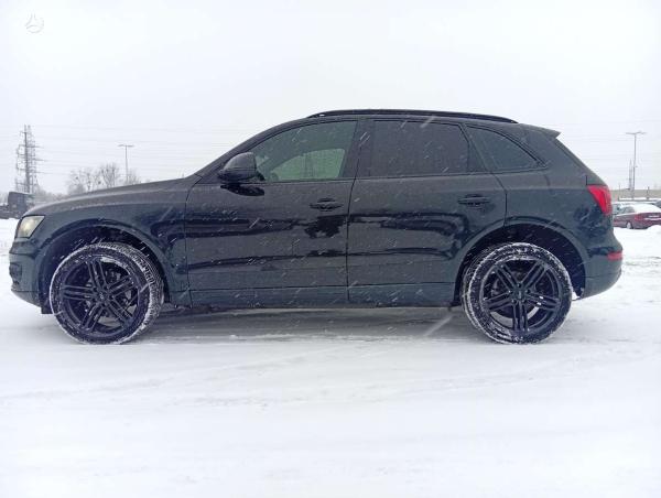 Black Audi Q5 2010 in Kaunas, with an engine capacity of 1.97 L and mileage of 169 thousand km for 3900 €, photo 5 on AUTOMOTO.COM.LV