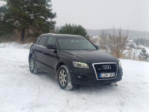 Black Audi Q5 2010 in Kaunas, with an engine capacity of 3.00 L and mileage of 413 thousand km for 5600 €, photo 2 on AUTOMOTO.COM.LV