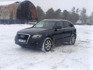 Black Audi Q5 2010 in Kaunas, with an engine capacity of 3.00 L and mileage of 413 thousand km for 5600 €, photo 3 on AUTOMOTO.COM.LV